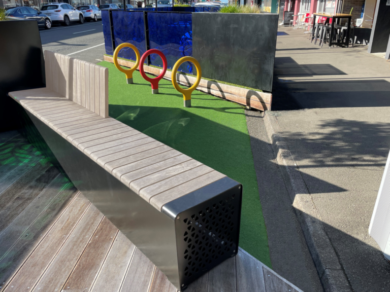 Linear Seat - Street Furniture